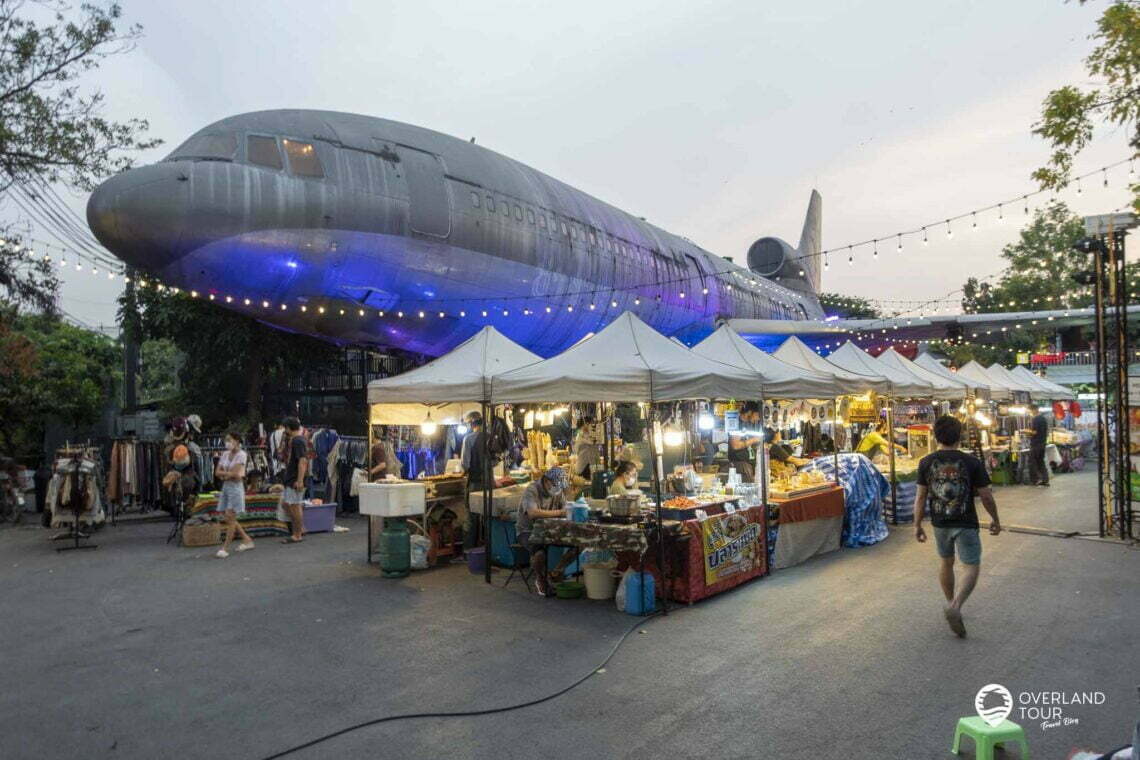 Chang Chui Plane Night Market (Flugzeugmarkt) Bangkok