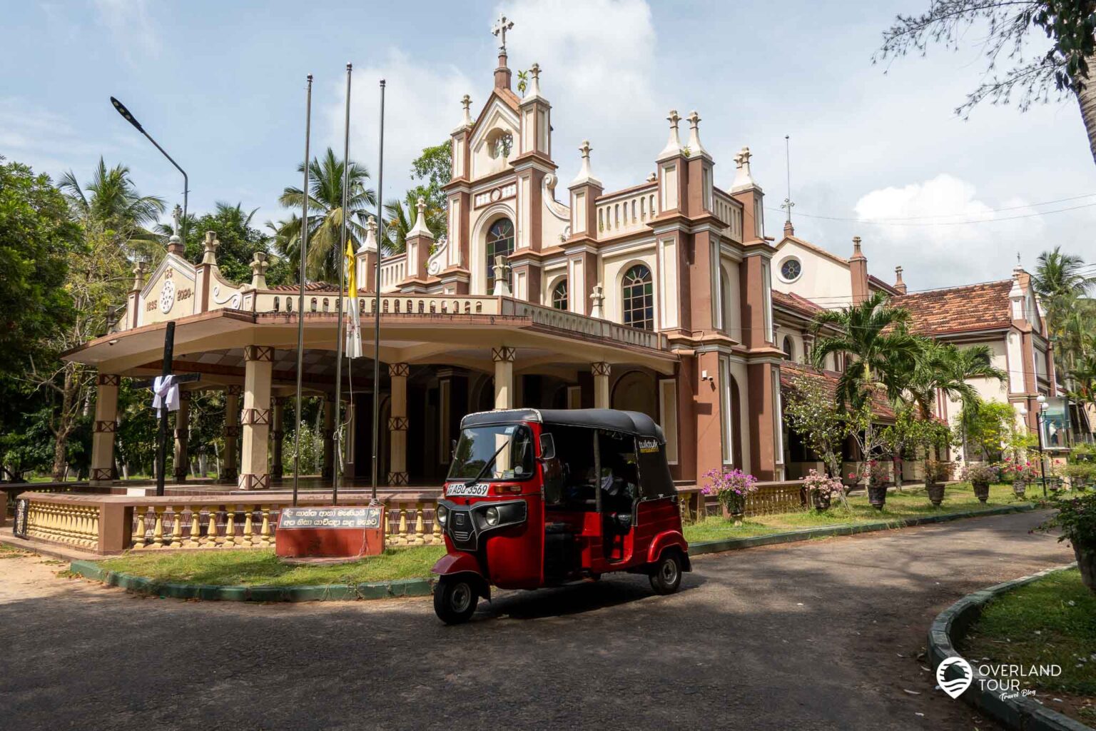 Puttalam Sehenswürdigkeiten: Tuk Tuk Abenteuer, Traumstrände & Natur